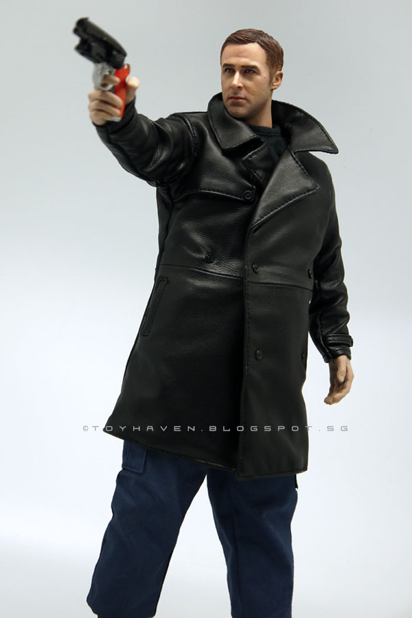 toyhaven: Kitbash 1/6th scale Ryan Gosling as Blade Runner 2049 LAPD ...