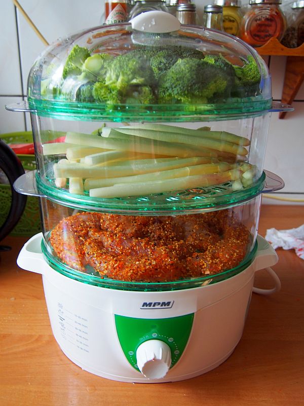 Szefowa w swojej kuchni. ;-): Test parowaru MPM DZG-40A + danie z parowaru