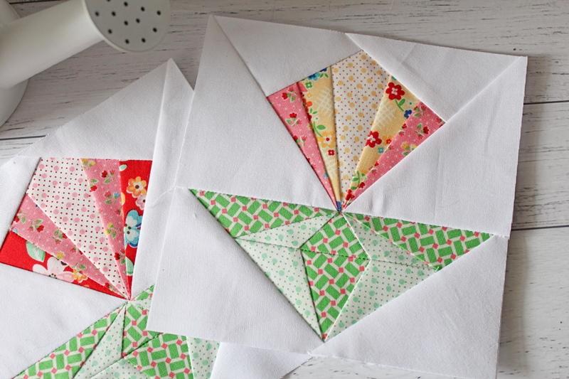 Art Deco Tulip Block - Free Block Pattern (4", 6" & 8") - Threadbare ...