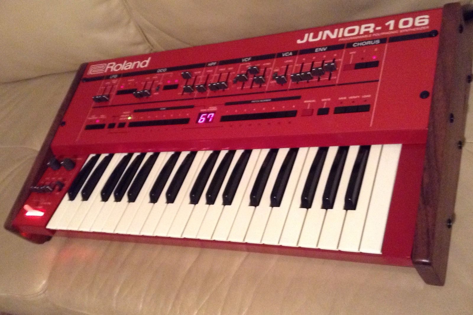 MATRIXSYNTH: SynthSpa Custom Red Roland Junior 106