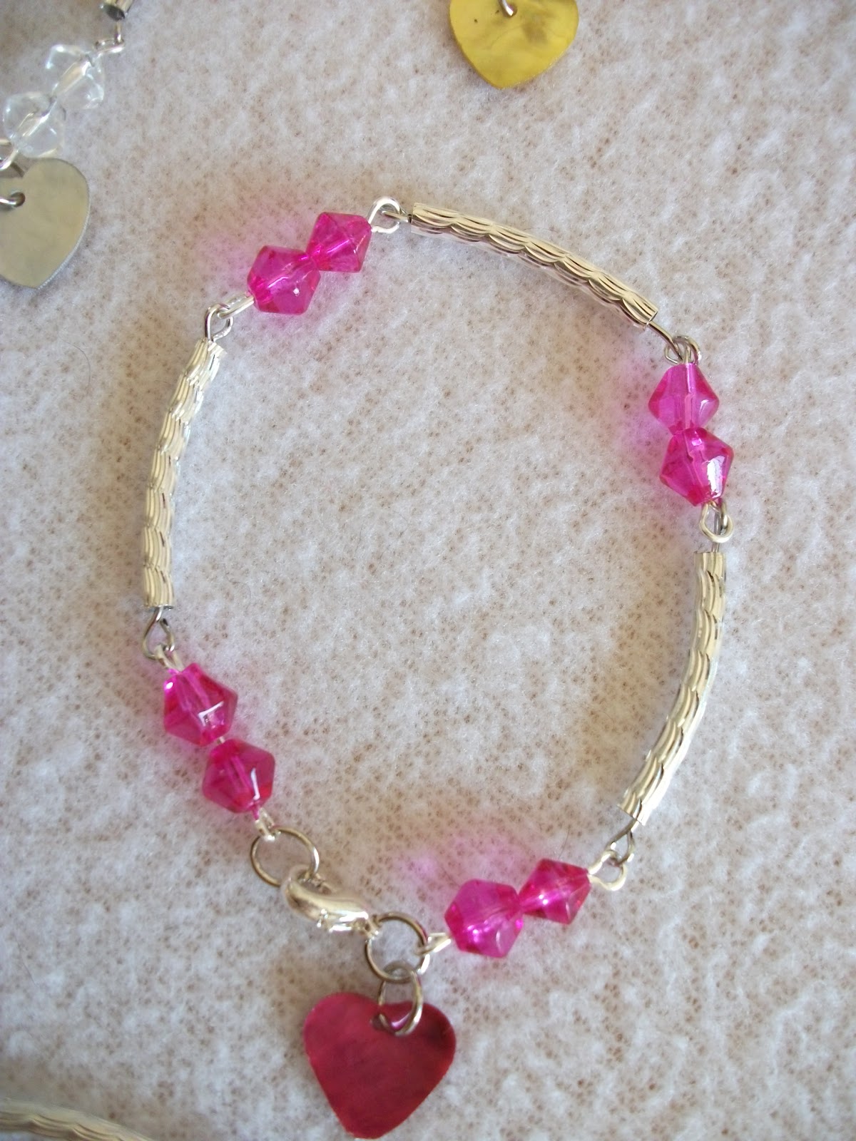 With Love: Pulseras "Simply Cute"