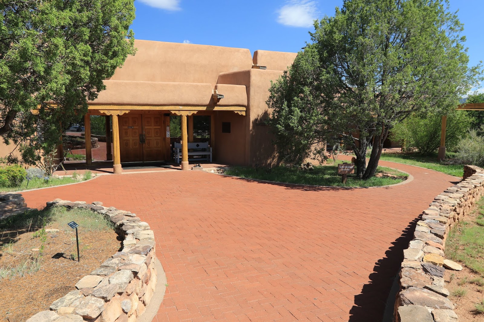 gjhikes.com: Pecos National Historical Park