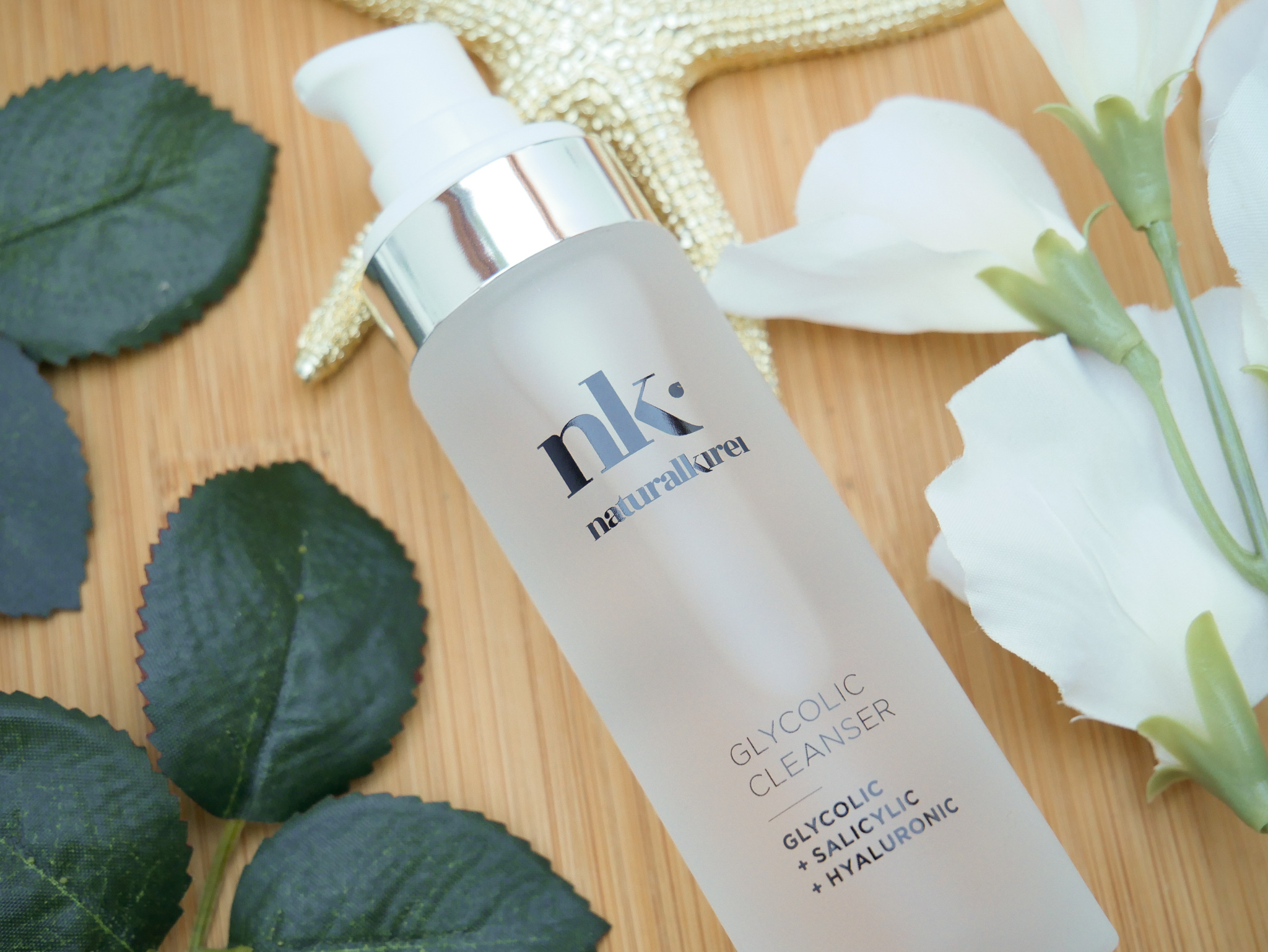 Daphne's Black Liner