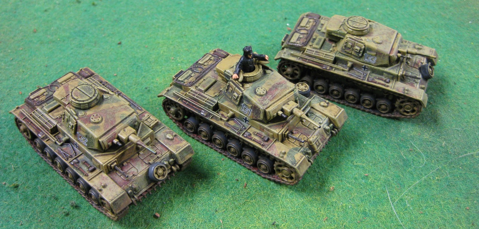 Scott's War-gaming: 'Little Tanks' - Mittlere Panzer Co. & Luchs