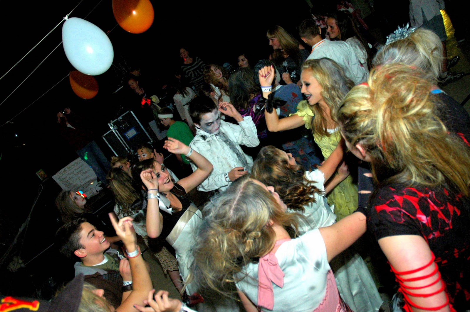 The American Homemaker: Zombie Prom