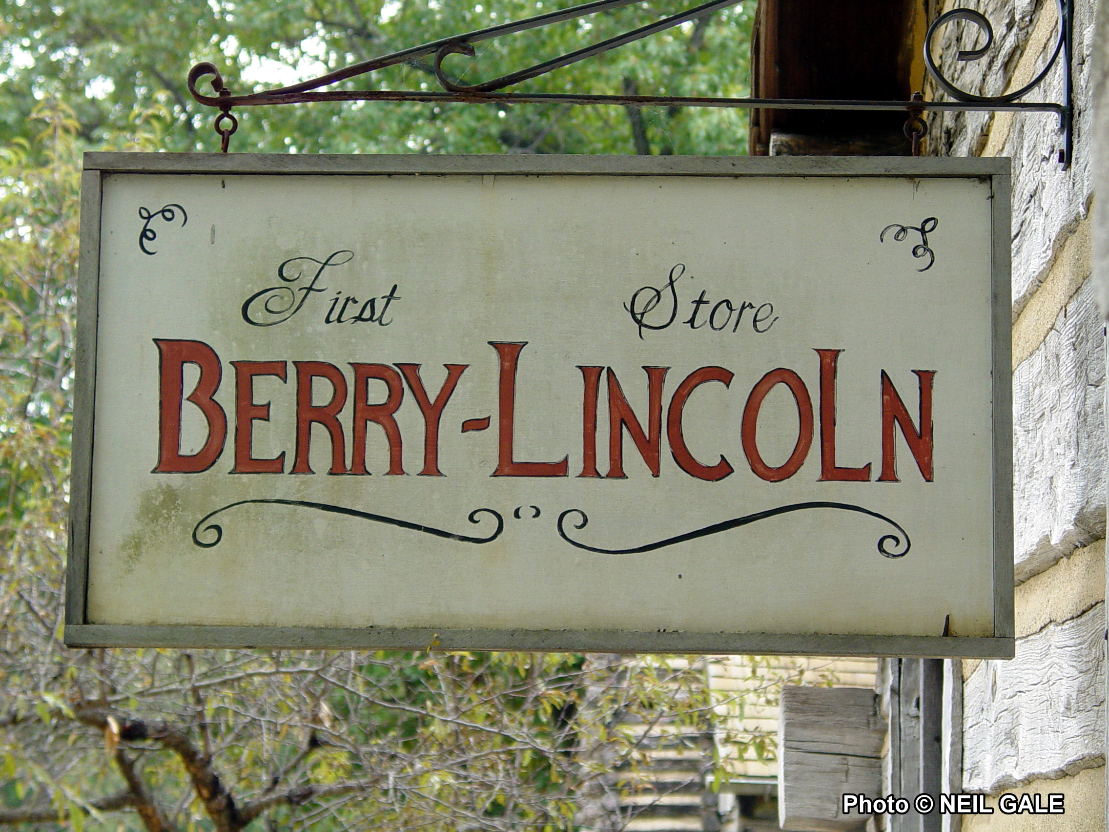 The Digital Research Library of Illinois History Journal™ : The Real ...