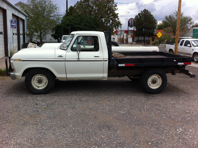 autoliterate: home on the range: Texas ranch trucks