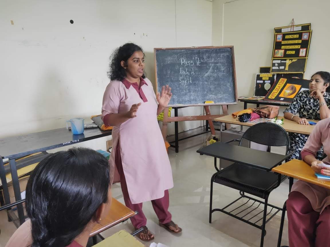 Knowledge Terminals PHYSICS CHEMISTRY BIOLOGY CLASS DEMONSTRATIONS knowledge-terminals-physics-chemistry-biology-class-demonstrations