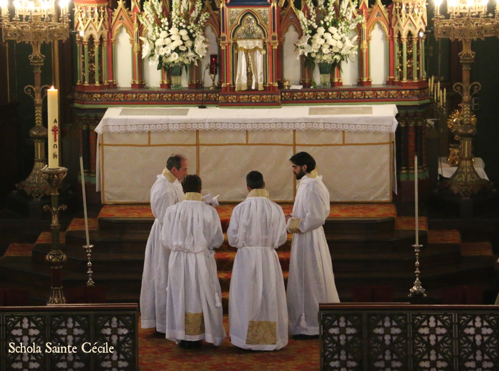 New Liturgical Movement: Video of Medieval Vespers of Easter in Paris ...