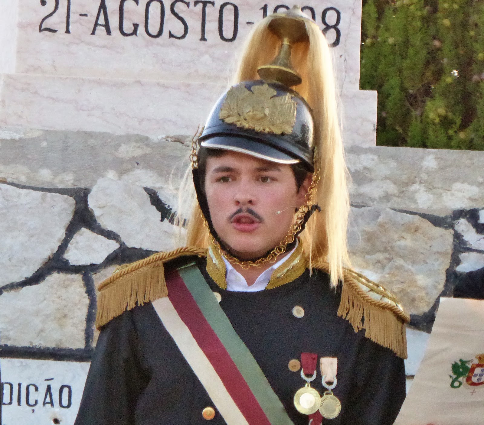 Luís Graça & Camaradas da Guiné: Guiné 61/74 - P17615: Efemérides (261 ...