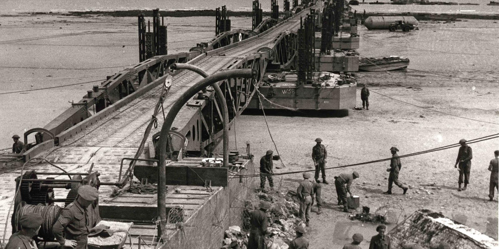 EBL: D-Day: Mulberry Harbours