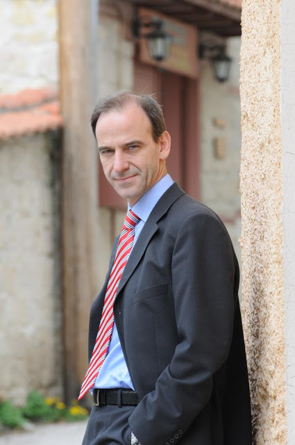 ΠΙΕΡΙΚΗ : ΚΑΘΕ ΜΕΡΑ Ο ΜΠΑΡΑΛΙΑΚΟΣ ΑΠΟΔΕΙΚΝΥΕΙ ΤΟ ΓΙΑΤΙ ΒΓΗΚΕ ΠΡΩΤΟΣ ...