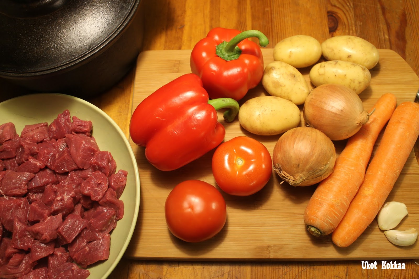 Ukot Kokkaa: Gulassikeitto