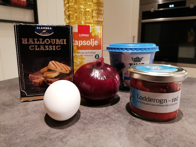 Edels Mat : Langos av halloumi med crème fraîche & lodderogn