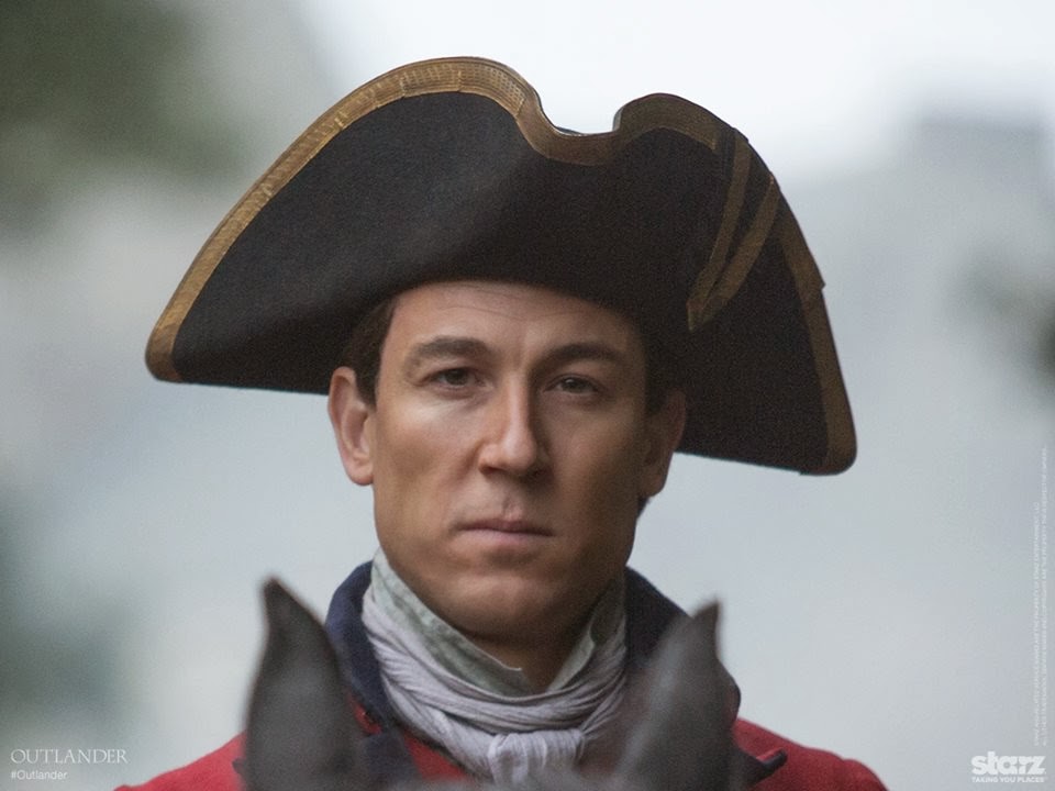 Starz's Outlander Series Highlights The Cast In 14 Official Stills ...