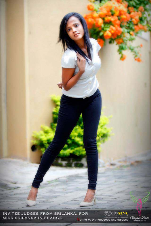 Celebrity Makeup Artist Gayani Batz | Image Gallery