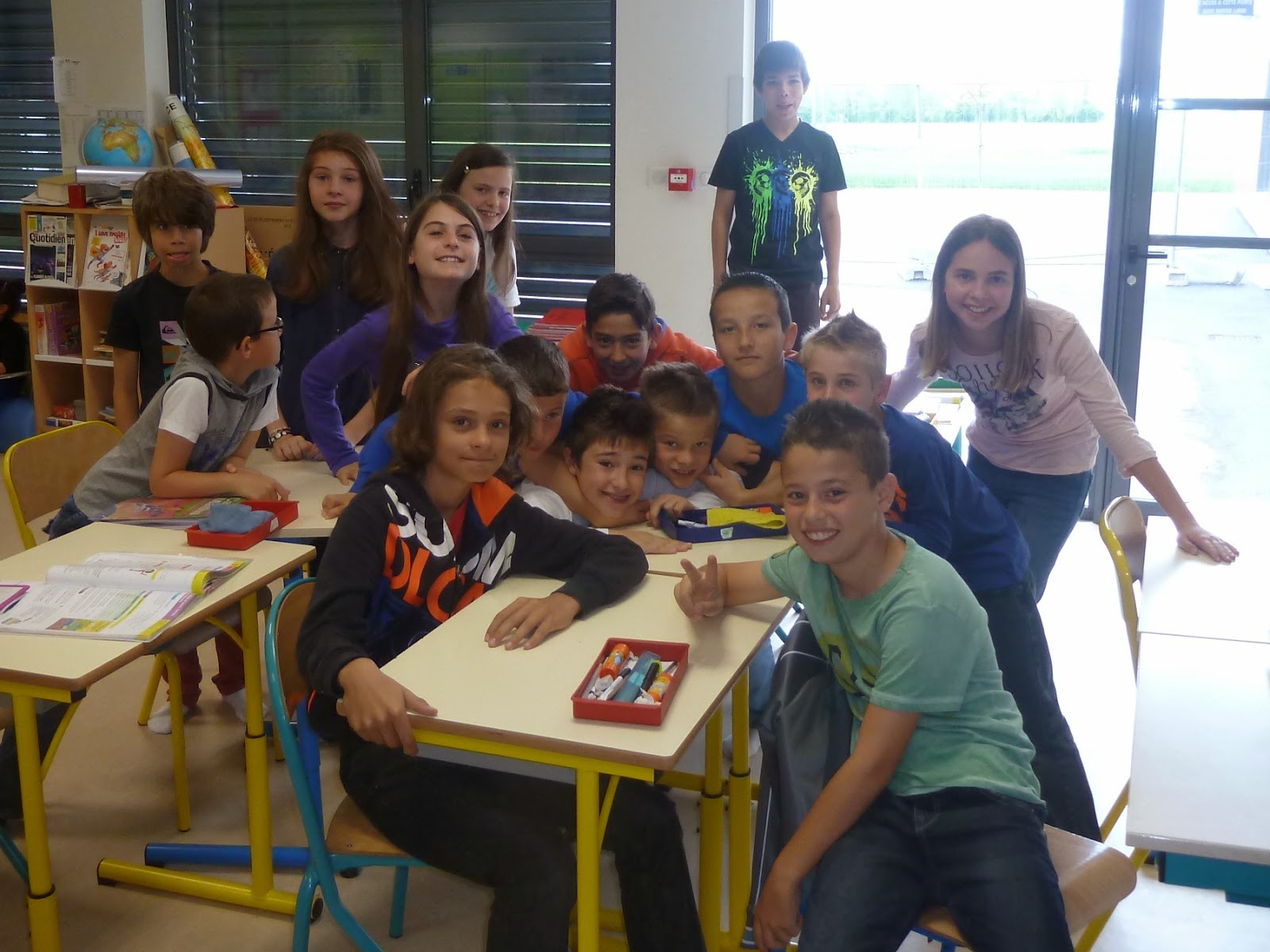 Les Malatini en Vadrouille : Ecole de Pregnin, France