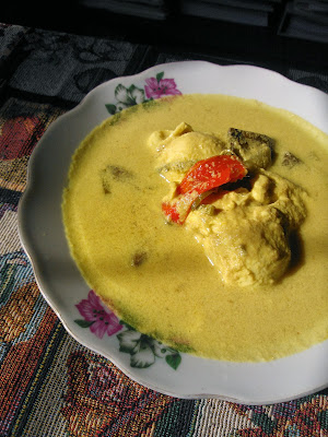LADA BENAR: GULAI TELUR ITIK MANGGA PUTIK