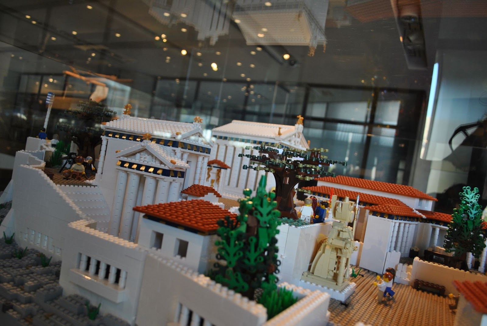 Ancient Hellas back up: Acropolis miniature made out of Lego bricks / H ...