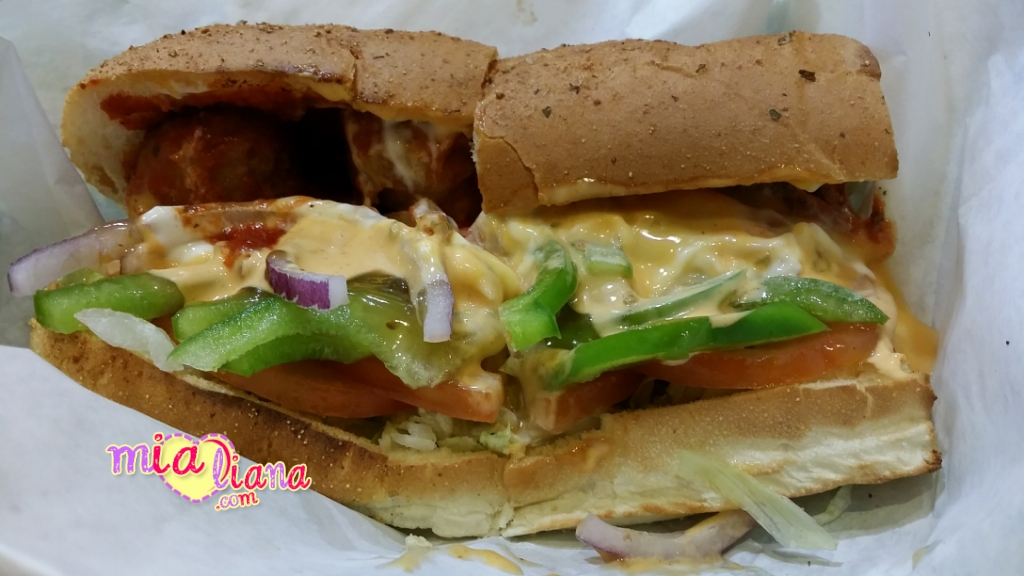 Wordless Wednesday 549 : Makan-Makan Di Subway Terminal Bas Larkin
