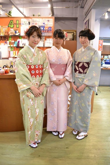 Kyoto Kimono Rental 41: Graduation ceremony in Japan