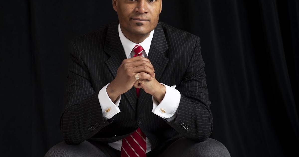 Smash or Pass: Street Musician | Lipstick Alley