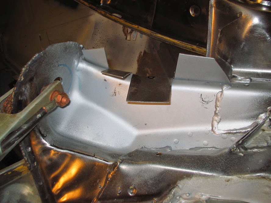 OllieG's 914: Rear Suspension Console Reinforcement