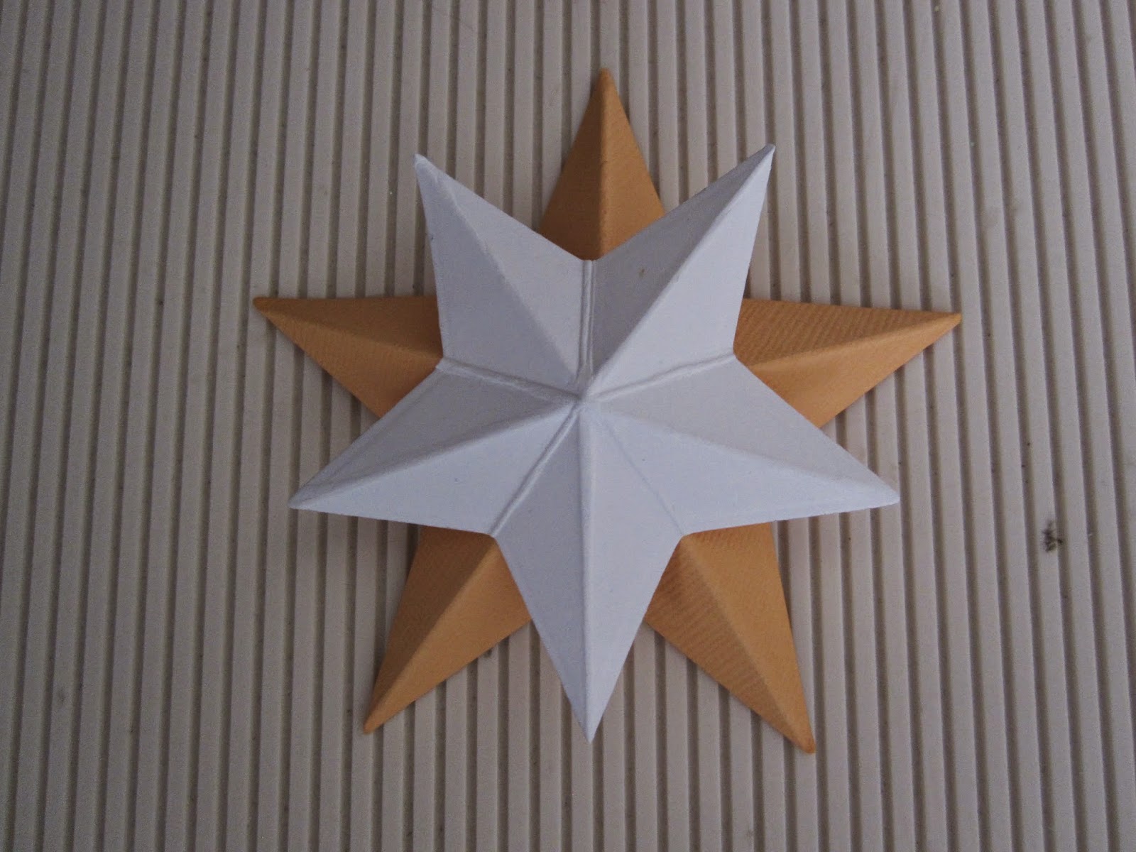 Unky's Colouring Therapy : Lucy Loo Magnified Star and Dimensional Star ...