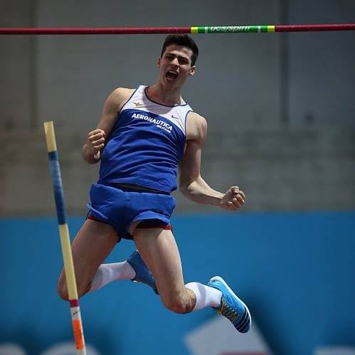 Il Sentiero Alternativo: Alessandro Sinno, astista: Un'olimpiade ...
