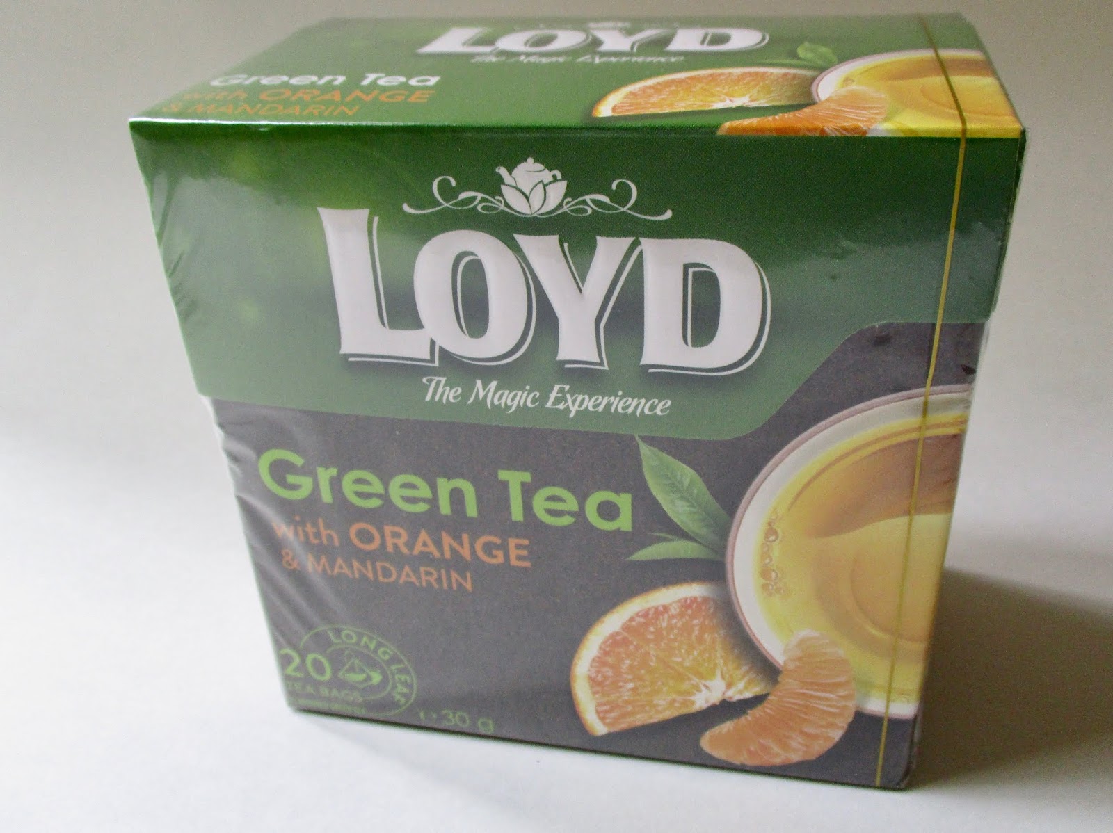 Tea With Friends: Loyd Green Tea with Orange & Mandarin
