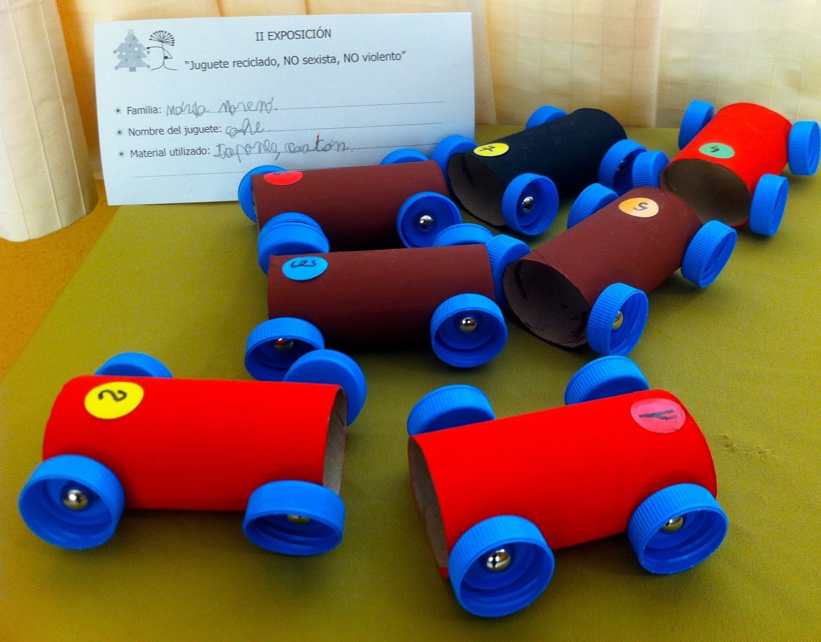 Alternativas Caseras: Prácticos Carritos elaborados con material ...