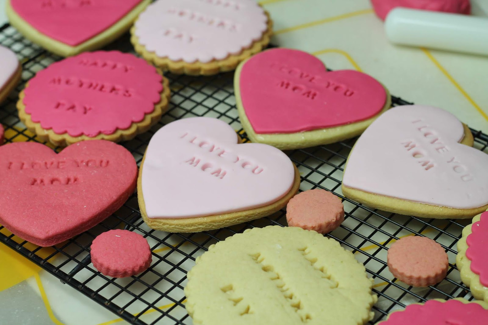 Stamped messages cookies ideas #StayHome — The Cookie Couture