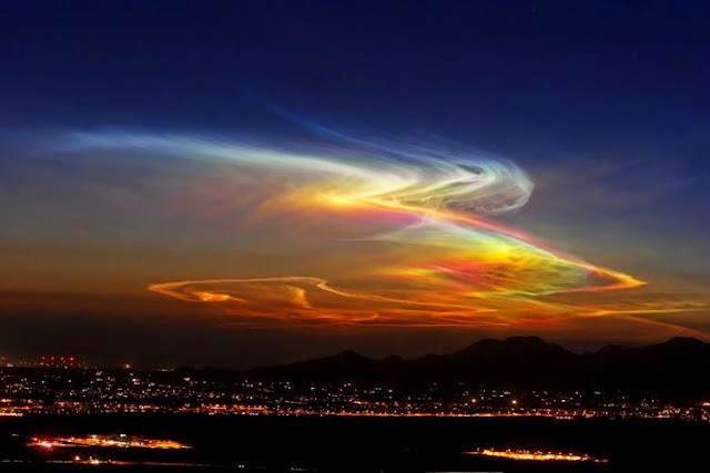 Fascinating Cloud Formations: Fascinating Noctilucent Clouds