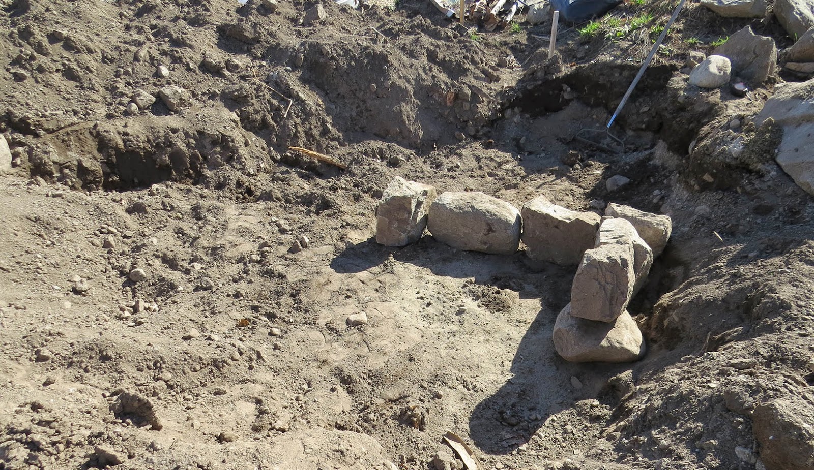 Wood for Food ~ Gardening with the Slow Burn of Rotting Wood ...