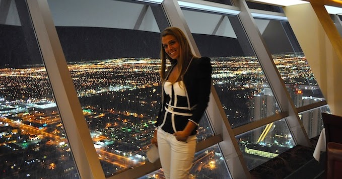 Stratosphere - dining on the Space Needle | Cosa Mi Metto???