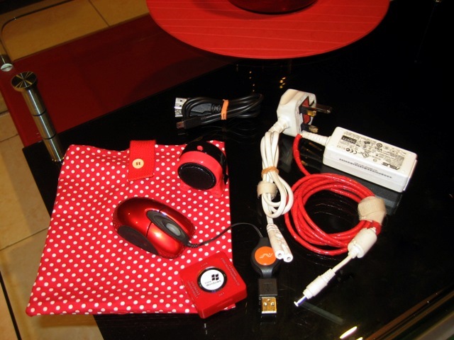 ♥ Sweet Tresa ♥¸¸.•*¨*•: #26 - Cable & Laptop Gadgets Casing/Pouch