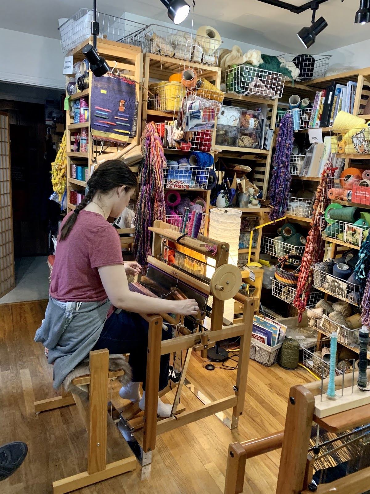 CENTERING WITH FIBER: Group weaving classes at Saori Santa Cruz