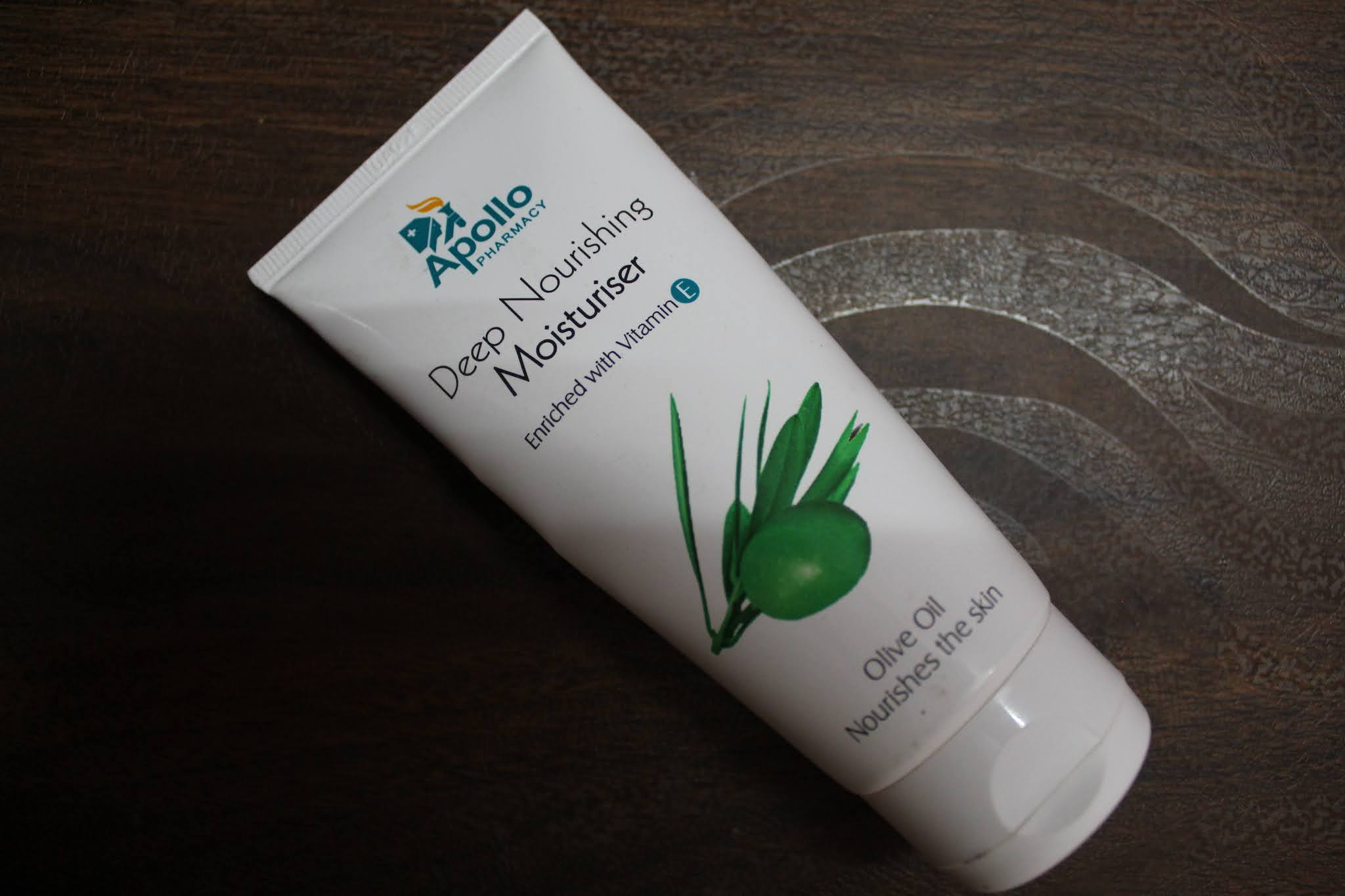Apollo Pharmacy Deep Nourishing Moisturizer Review | Stay Beautiful ...