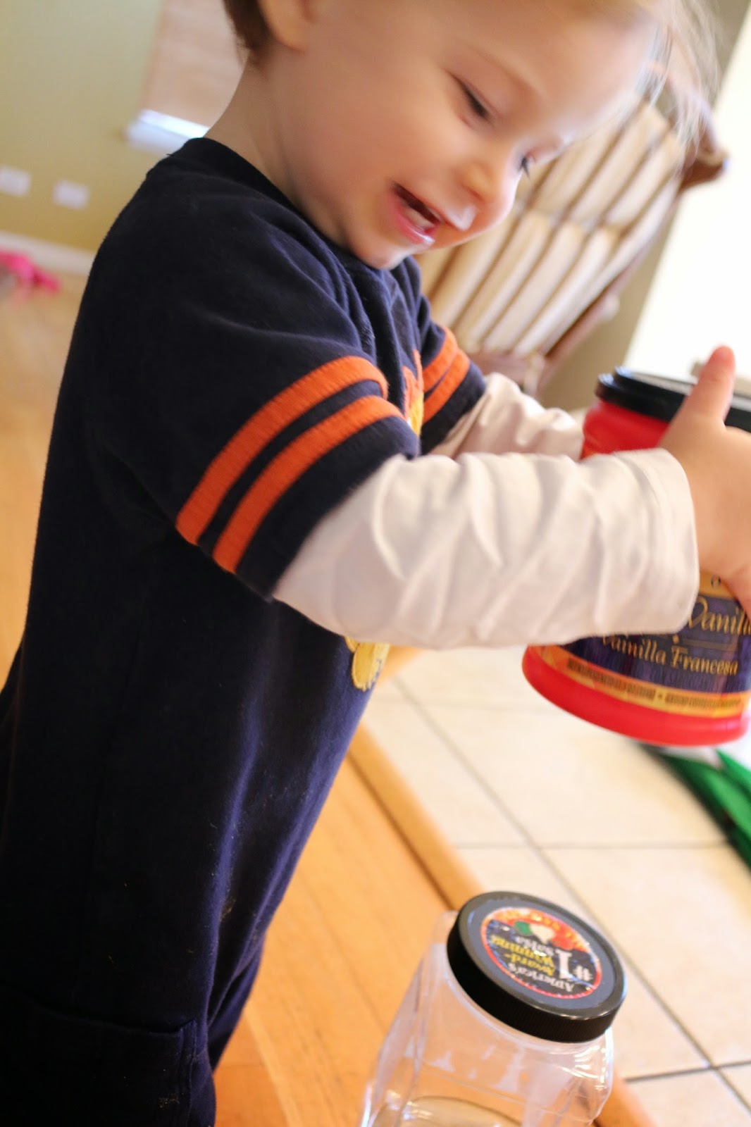 Simple Baby Play Idea Using Recycled Containers | School Time Snippets