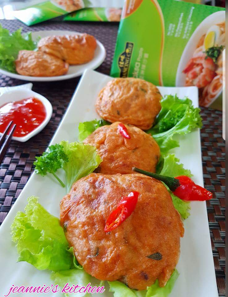 Jeannie62 Kitchen: LAKSA FISH CAKES
