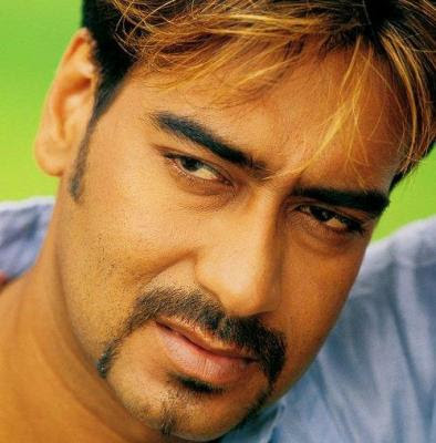Ajay Devgan: Ajay Devgan In Company Movie Hot And Angry Face Pictures