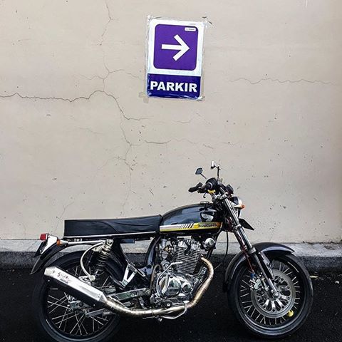 20 Gambar HD Modifikasi Honda CB100 Warna Hitam Terbaru 2020