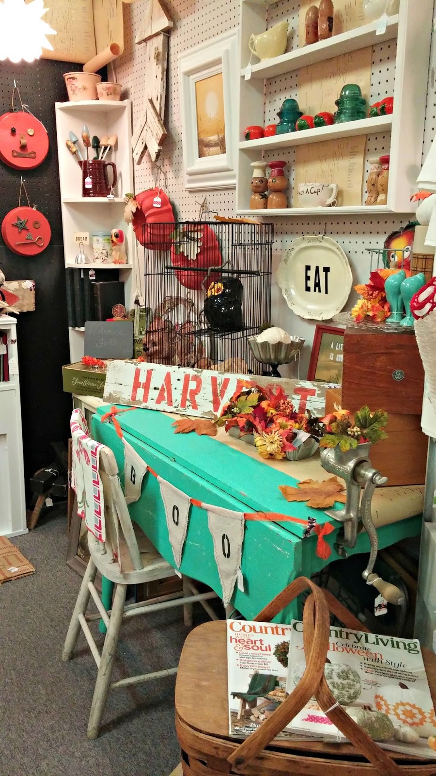 Fall Themed Antique Booth Update - Little Vintage Cottage