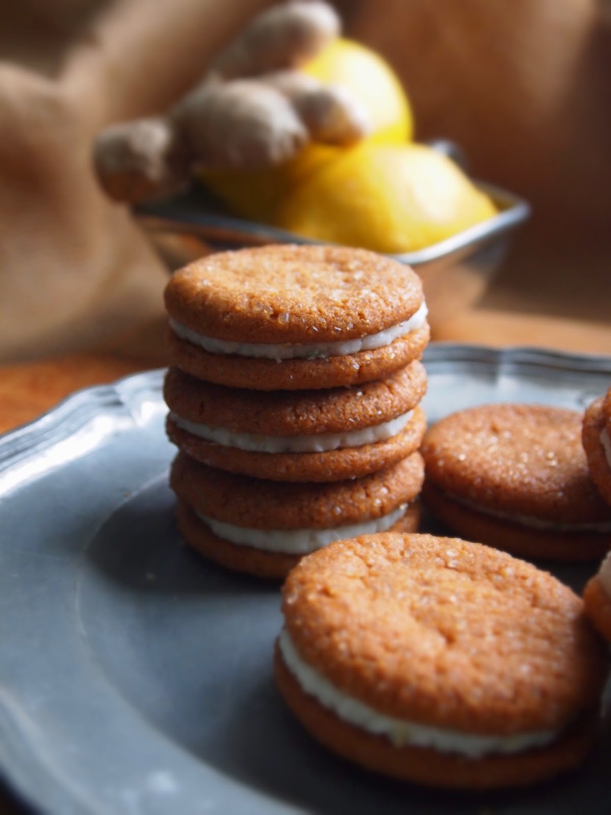 GINGERSNAPS with LEMON/LEMON BASIL CREAM