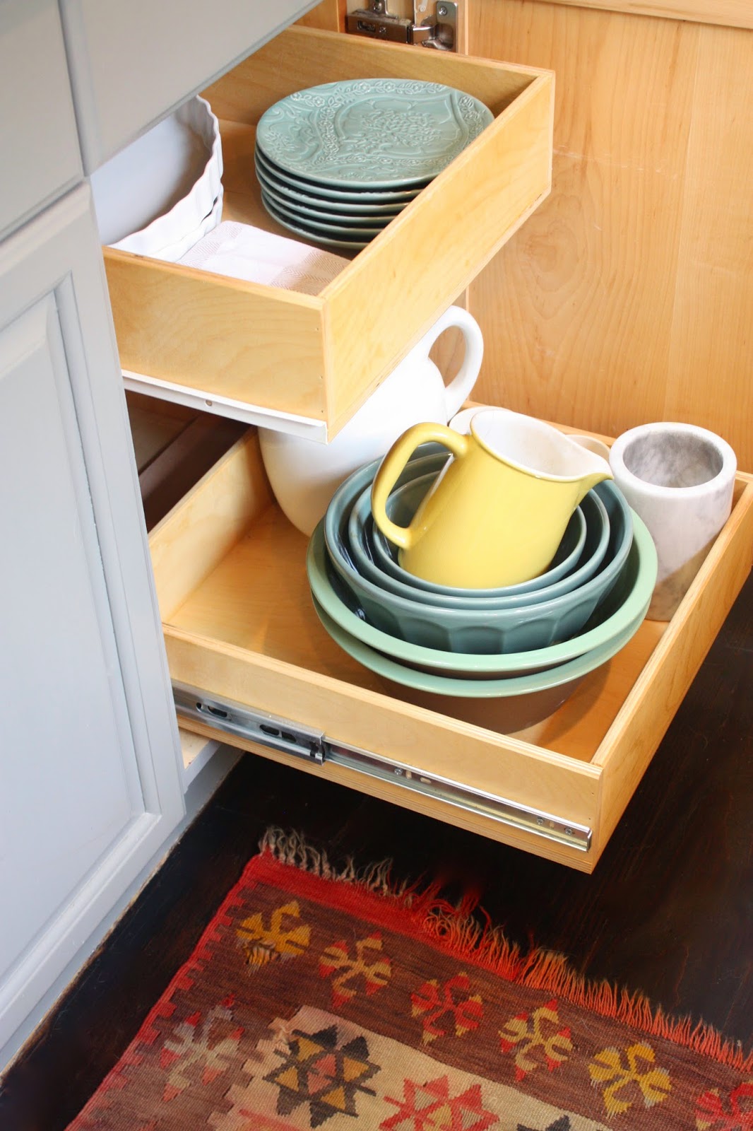 ~pull out kitchen storage~{in our kitchen} - My Sweet Savannah