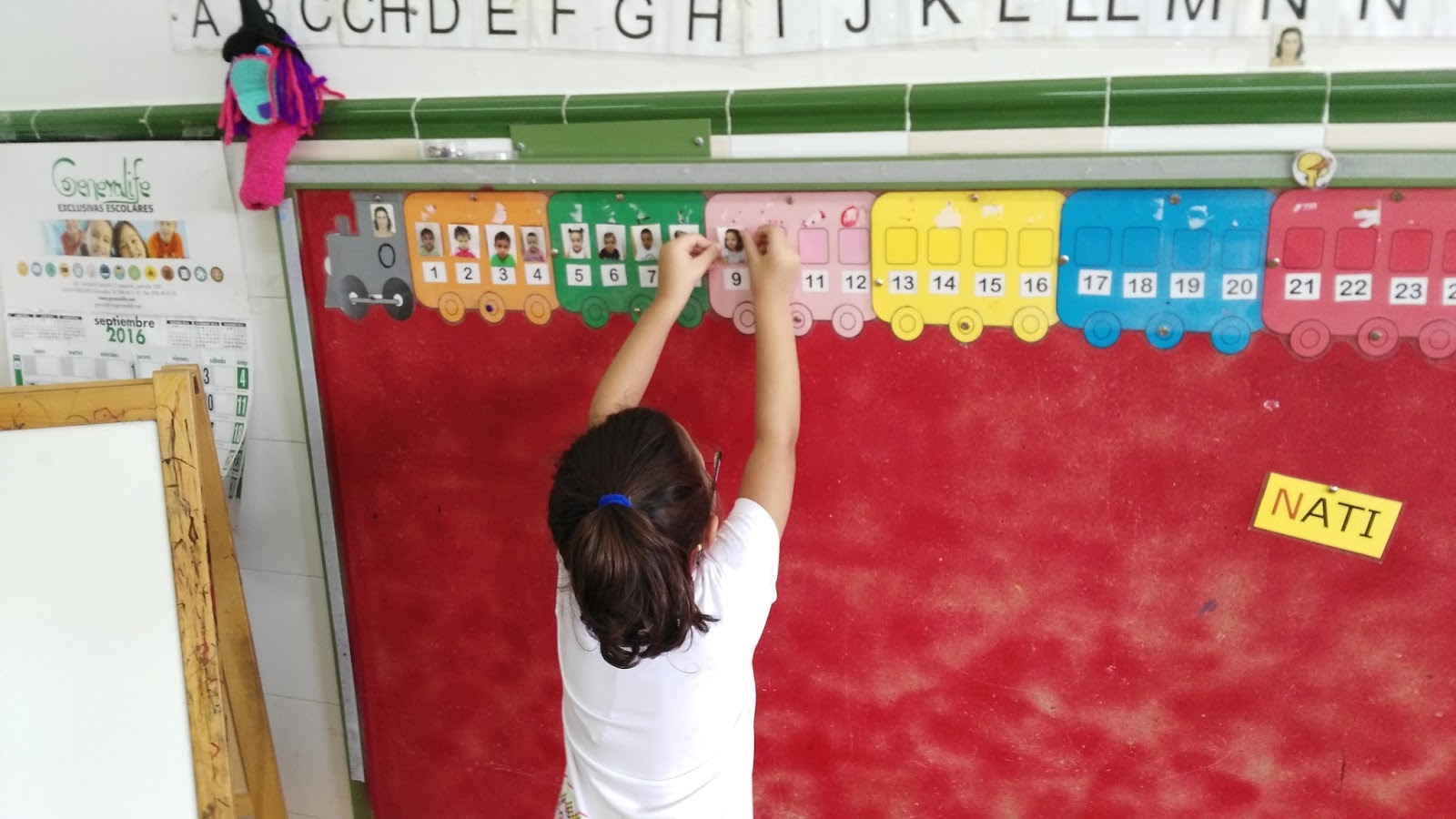 UNA ESCUELA UNA ILUSION: PRIMEROS DIAS DE CLASE