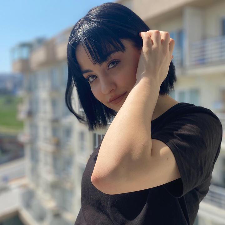 Zeynep Buse Korkmaz Boy Kilo, Kimdir, Nereli Yaşı Saç ve Göz Rengi ...