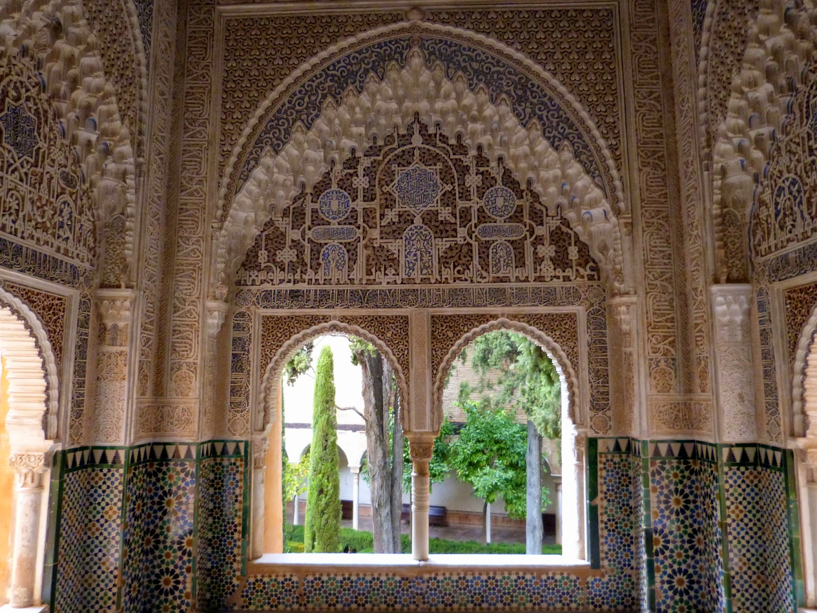 Pracownia alchemiczna: Arabeski, mukarnasy i inne, czyli kłopotliwa ...