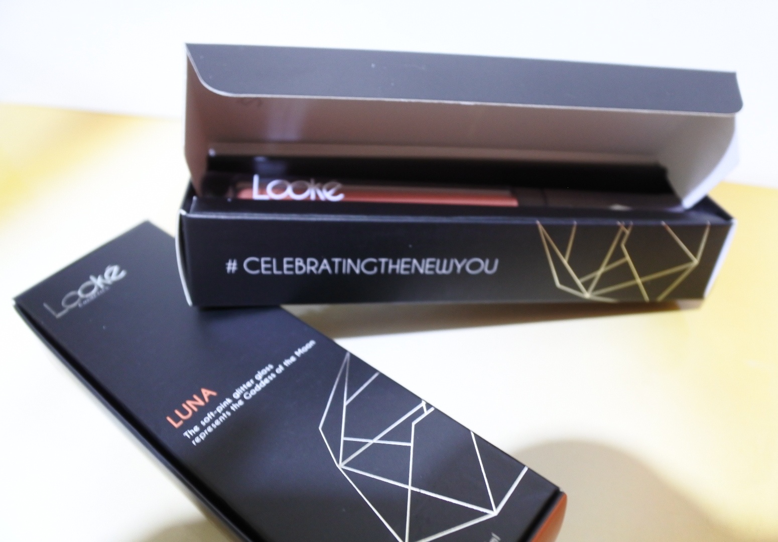 Review Looke Cosmetics - Holy Lip Series - DaretoChange by Indonesian ...