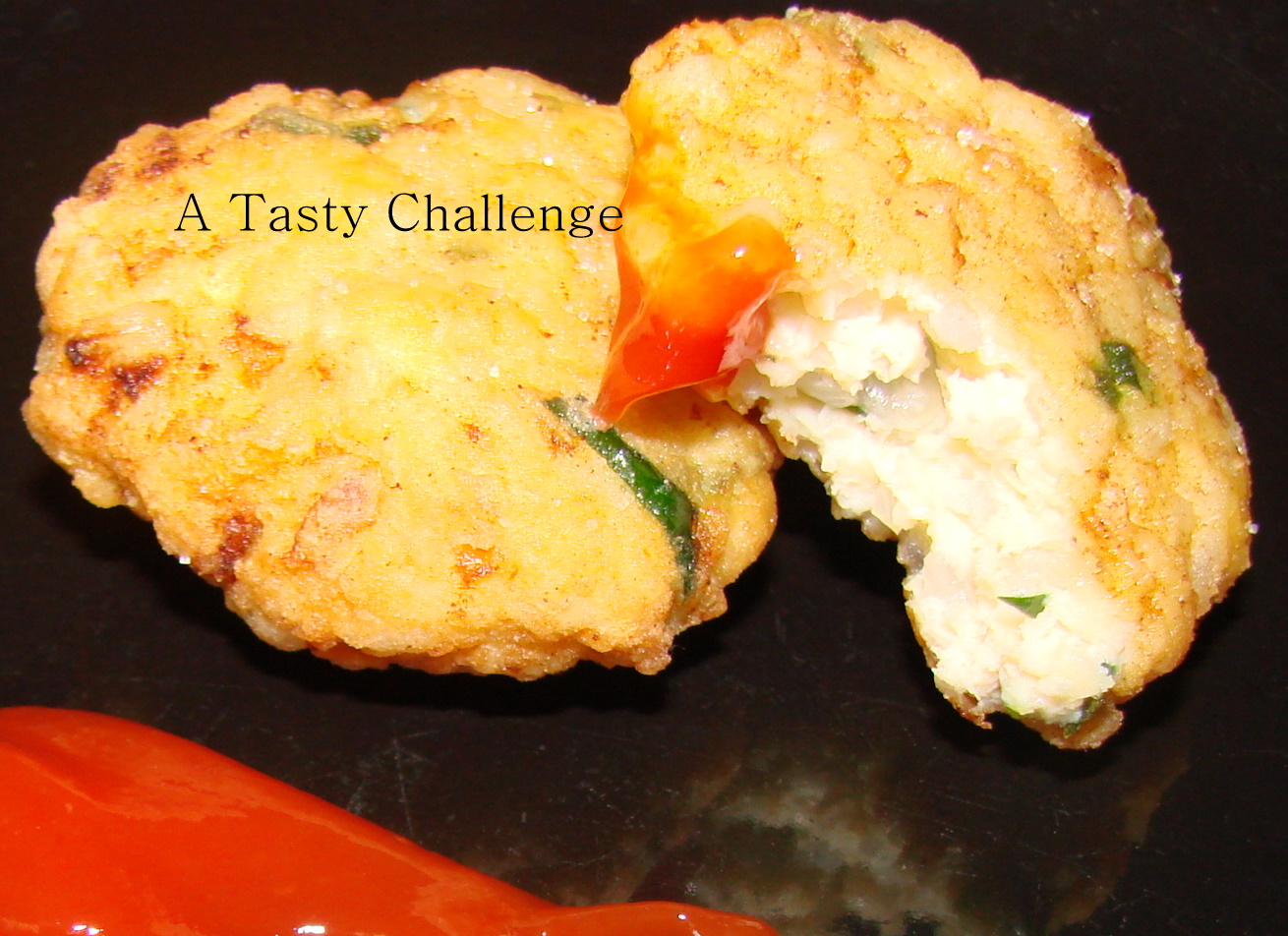 A Tasty Challenge.....: Chicken Vada
